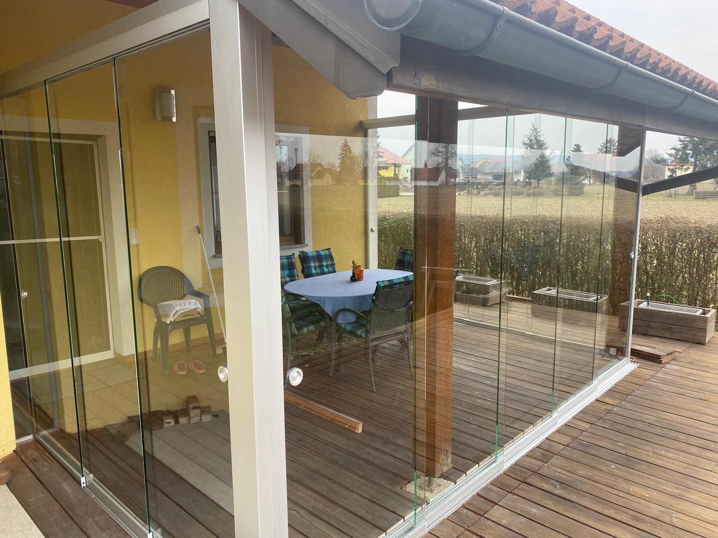 Schiebetüren und Raumteiler - GLASMETALL Günter Temmel GmbH