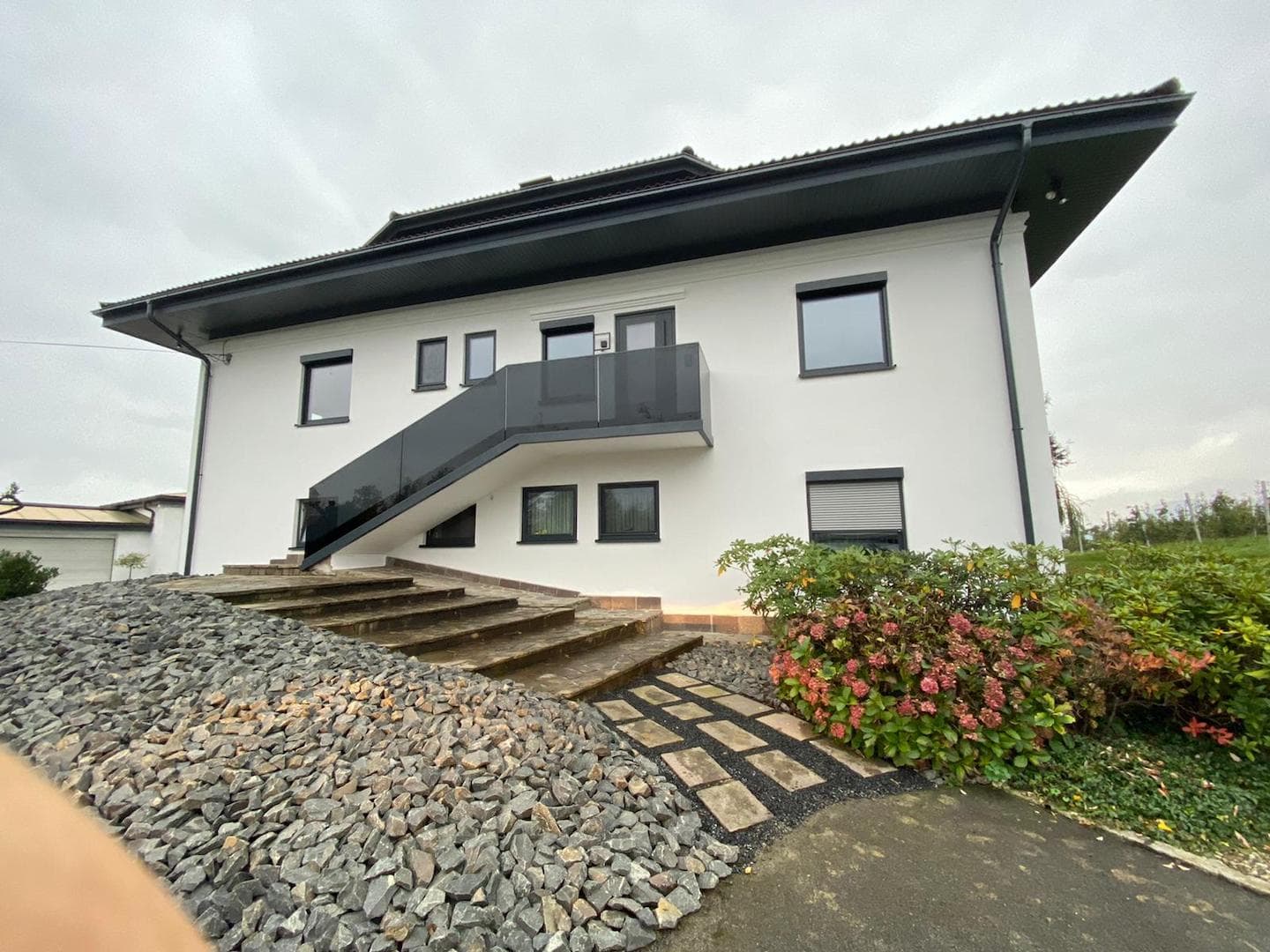 Geländer und Treppen - GLASMETALL Günter Temmel GmbH